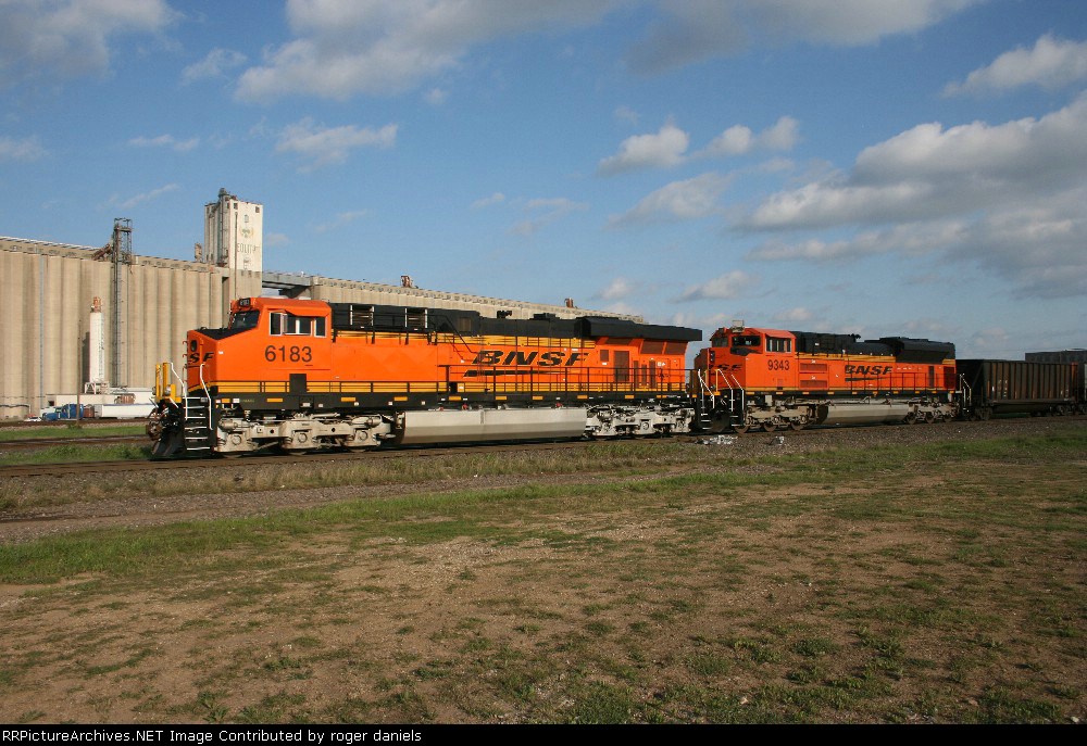 BNSF 6183